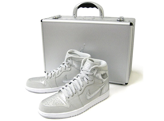 Nike Air Jordan 1 Retro Silver 25th Anniversary Package | Sidewalk Hustle