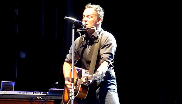 Bruce Springsteen covers Lorde's "Royals" | Sidewalk Hustle
