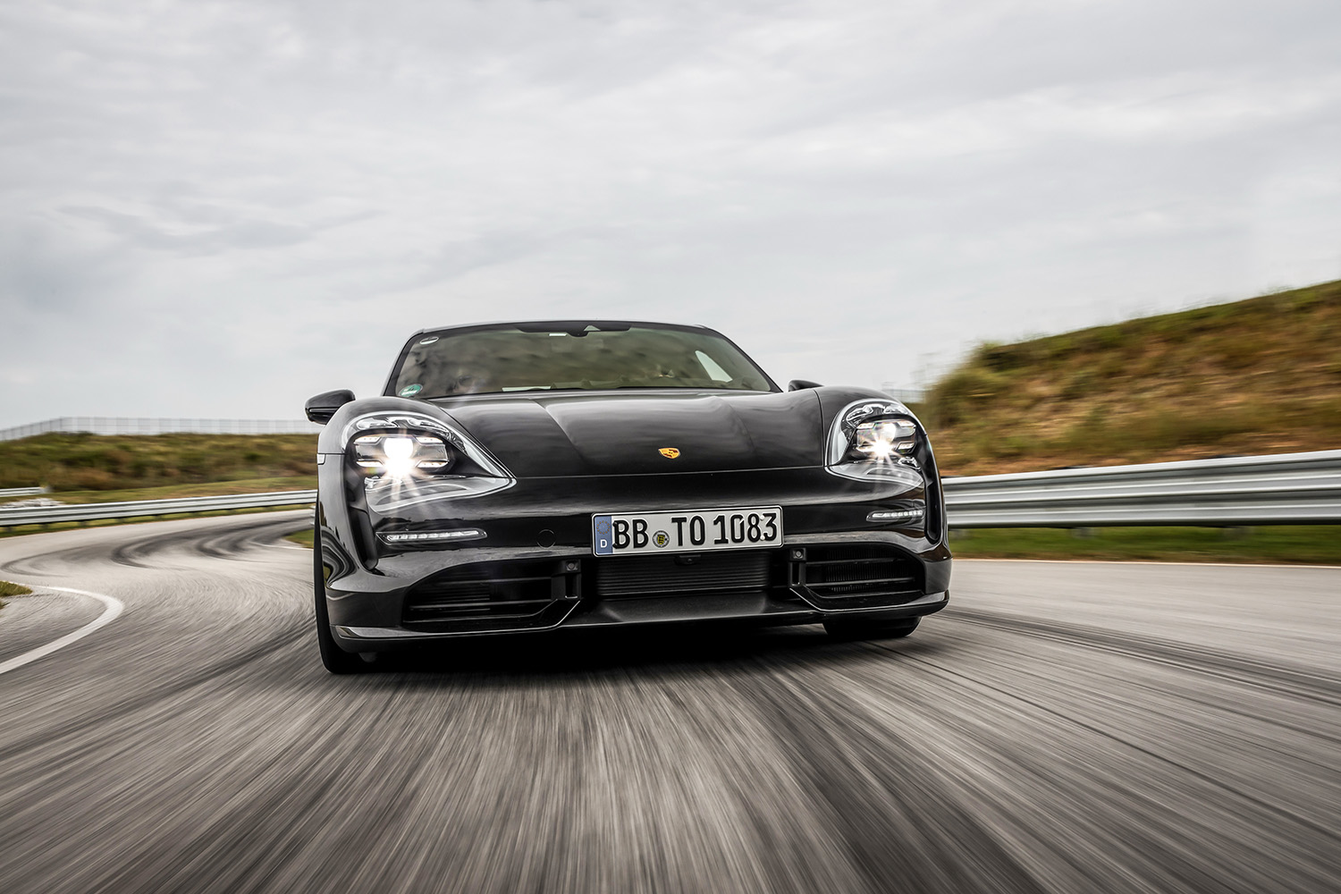 Porsche Unveils All-Electric Taycan Sports Sedan | Sidewalk Hustle