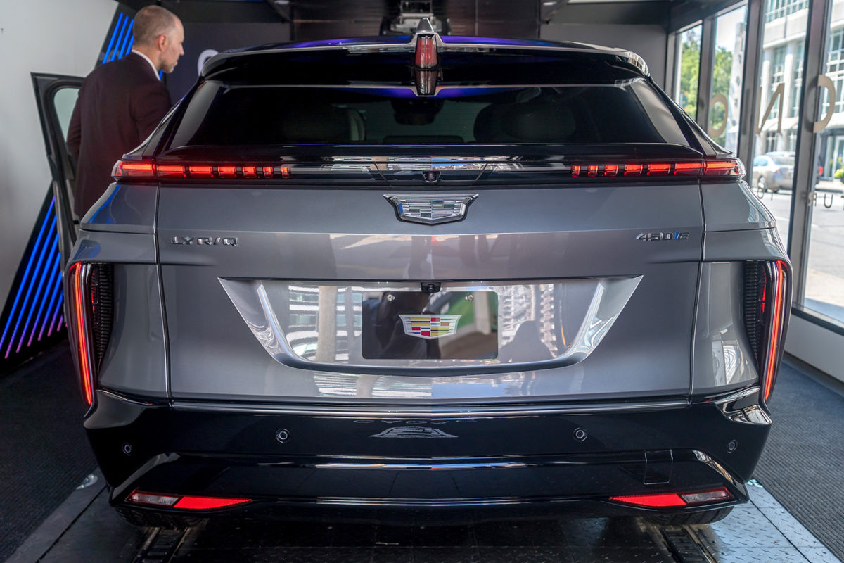 First look at the Cadillac Lyriq electric SUV | Sidewalk Hustle